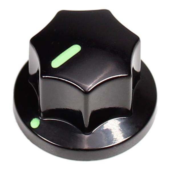 止めネジと真ちゅうのインサートが付いた小さなプラスチック製のノブ。 多くの Dunlop / MXR ペダルで使用される小さなノブに似ています。 これらのノブには、インジケータ ラインとスカートのドット インジケータが付いた溝付きグリップが...