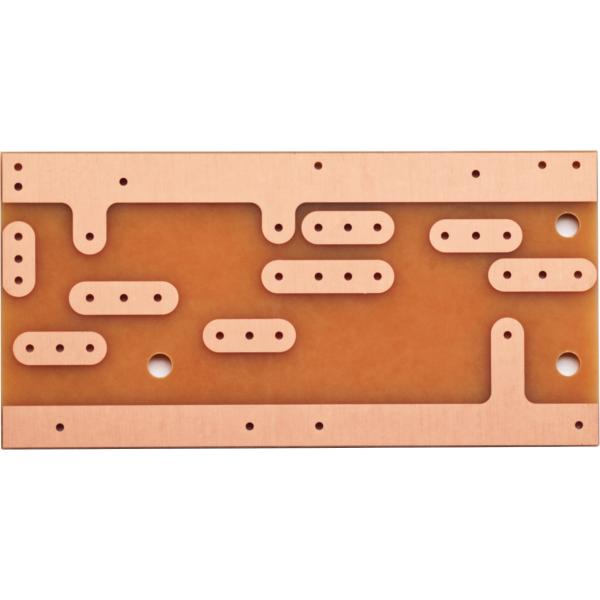 ヴィンテージのプロダクションボードにさらに近い、フェノール基板で作られたゾンクマシンスタイルの回路基板。 フェノール ボードは、グラスファイバーの使用が一般的になる前に、多くのビンテージ電子機器に見られます。このボードは、Zonk Mach...