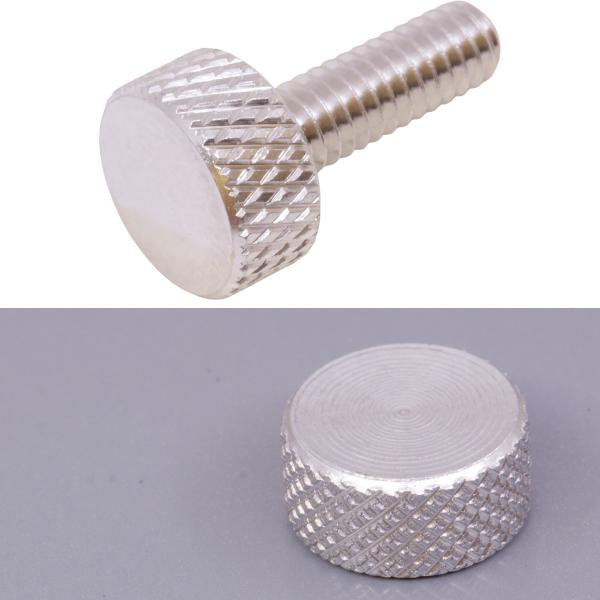 工具を使わずに指で簡単に締め付けられる、ローレット加工の平頭アルミ製つまみネジです。この8-32インチネジは、機器のハードウェアを固定するために広く使用されています。チューブ交換のためにカバーを取り外したり、ペダルの裏側を開けて電池交換をし...