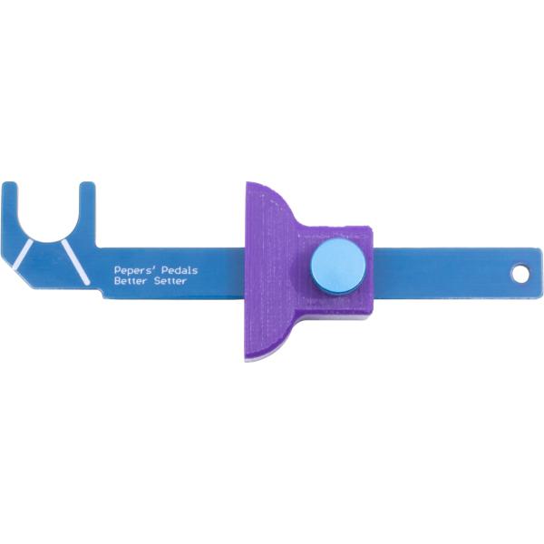 Better Setterツールは基本的に、コントロールノブを常に完璧に揃えるためのコントロールノブ用のミニ セットスクエアです。U字型スロットがポットシャフトの周囲に取り付けられ、調整可能な直線エッジがエンクロージャの端に位置合わせされて...