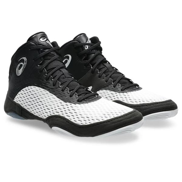 優れた柔軟性とグリップ性が練習から試合までサポートアウターソールの屈曲溝とやわらかなアッパーが優れた柔軟性を提供優れたグリップ性とサポート性が素早い動きを支える■カラー100：White/Black■サイズ24.0-29.5/30.5cm■...