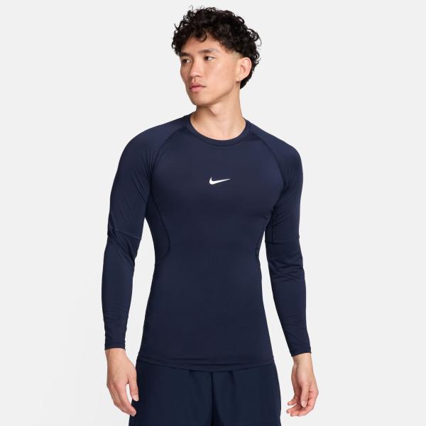 Nike Proコレクションはエクササイズの道のりがどんなに長くても、自信を持って限界に挑むことができるようデザインこのスリムフィットのロングスリーブトップスは、高強度のスポーツやアクティビティに最適な滑らかで伸縮性のある着心地前後とも裾が...