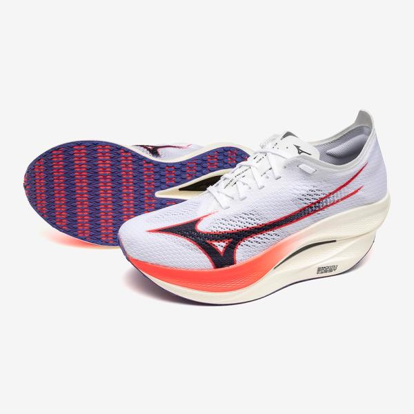 全ては自己ベスト達成のためにミッドソールに新開発のMIZUNO ENERZY XPを搭載クッション性と反発性向上を追求独自機能のSMOOTH SPEED ASSIST は、ソール設計をリニューアル■カラー11：ホワイト×ネイビー×ピンク■サ...