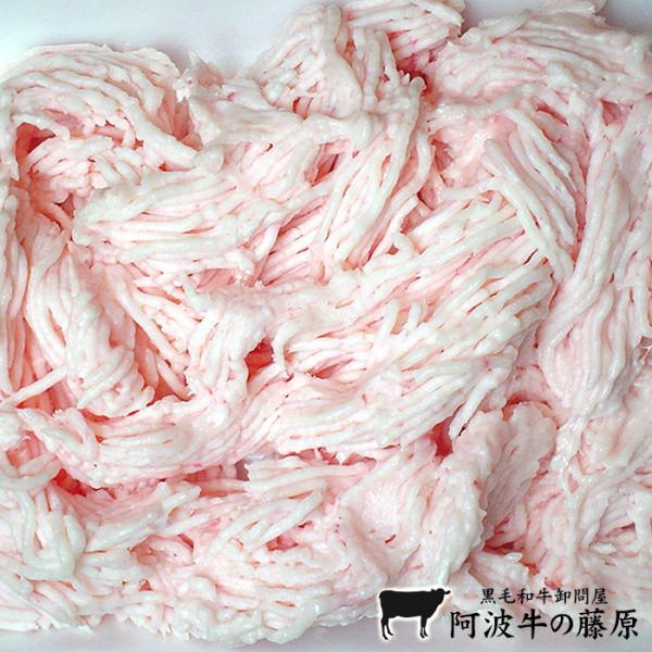 炒め物に♪黒毛和牛！和牛の旨みがギュウっと詰まった 牛脂 ミンチ 1kg！野菜炒めに牛肉の旨みをプラス！カレーやシチューの具を炒めるにも最適！ミンチだから使いやすい♪たっぷり使える1kg！ メガ盛り ■一度に購入できる最大個数は10個です。...