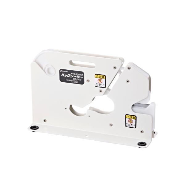 品番：BS2200Wサイズ・W71mm×H150mm×L230mm内容量・1個色・ホワイト材質・鉄製●こちらはニチバン製品[BS2200］のホワイトカラー[BS2200W]になっております。●軽い力でシーリング作業ができます。　ご家庭でのお...