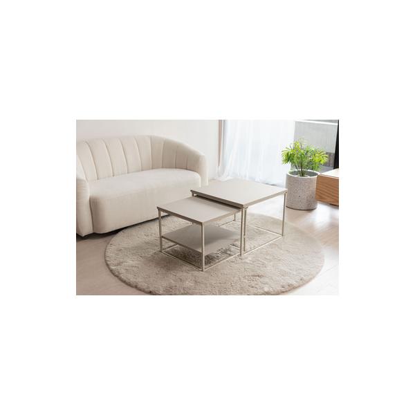 離島への配送は、致しておりません。空間に合わせて使う、ミニマルな機能美すっきりとした細身のフレームに、マットな質感の天板を組み合わせたネストテーブルです。やわらかで優しい印象の「ラウンド」と、洗練された雰囲気の「スクエア」をご用意。お部屋の...