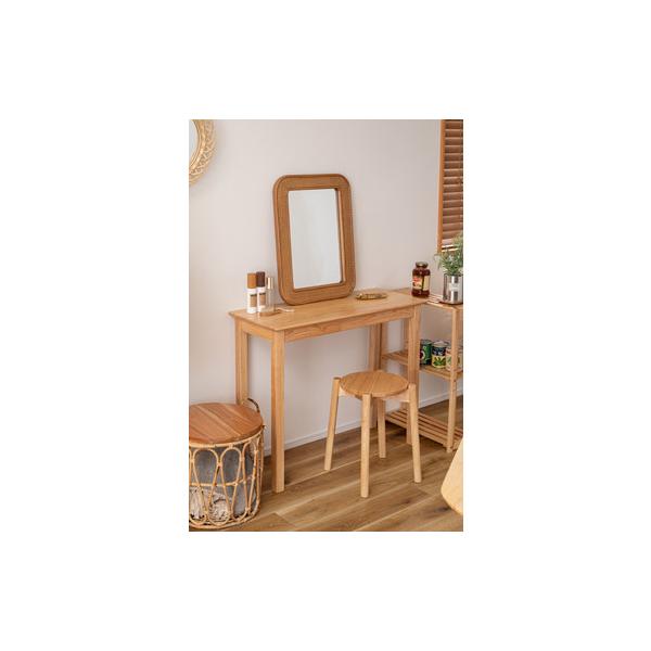 天然木のぬくもりを感じる北欧風デザインの「helppo」シリーズより、あると嬉しい収納アイテムやスリムなデスク、機能的なスツールが登場しました。シリーズで揃えて置けば、お部屋に統一感が生まれます。木目を活かしたデザインが優しい印象を与え、お...