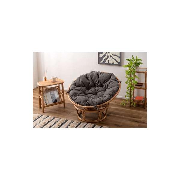 離島への配送は、致しておりません。【注意事項】個体差ありまるで鳥の巣(Bird's nest)のように、ふんわりと体を包み込む「ネストサークルチェア」。天然ラタンのぬくもりと、ボリュームのあるクッションの贅沢なリラックス感で、読書やティータ...