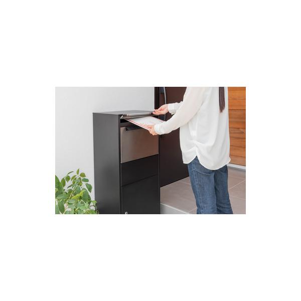 メーカー直送となります。配送のみ。沖縄・離島は、配送していません。時代のニーズに合わせたスタイリッシュなデリバリーボックス。玄関に設置するだけで、小さな郵便物から大きな宅配物まで壊れず・汚れずに保管しておくことができます。鍵が付いているので...