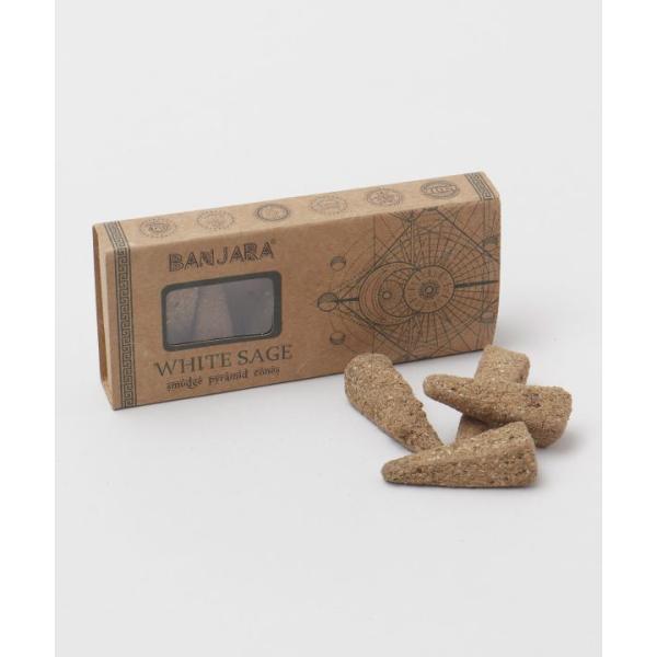 商品説明置いておくだけでもインテリアになる、パッケージがかっこいいコーン香。プレゼントにも喜ばれるアイテム。燃焼時間 約15〜20分サイズ:約4cm素材:香料注意事項:こちらの商品は職人による手作りとなります。◆生地の取り方により1点1点柄...