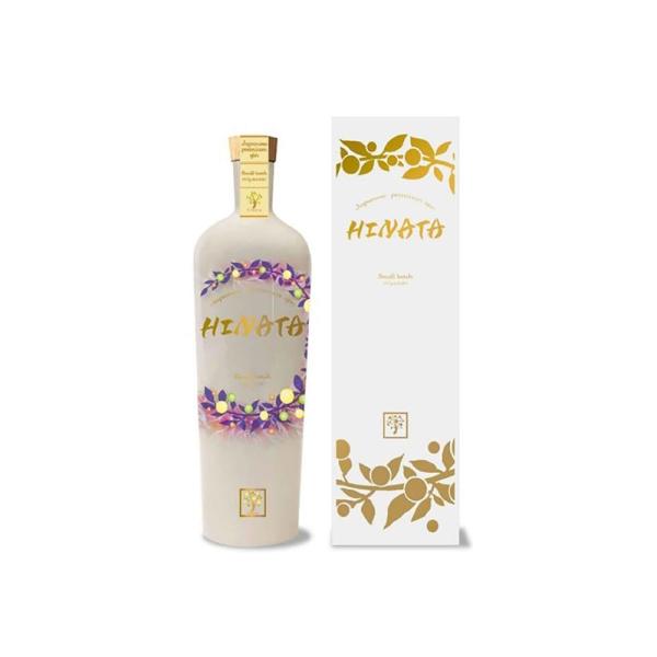 宮崎産の金柑・へべス・日向夏をメインボタニカルに使用。ジュニパーベリーを贅沢に使い、カモミールやカルダモン等のハーブやスパイス系、多種のボタニカルが味わいに膨らみを与え余韻を広げます。「ひなた」のような、暖かく柔らかなフレーバーのジンが誕生...