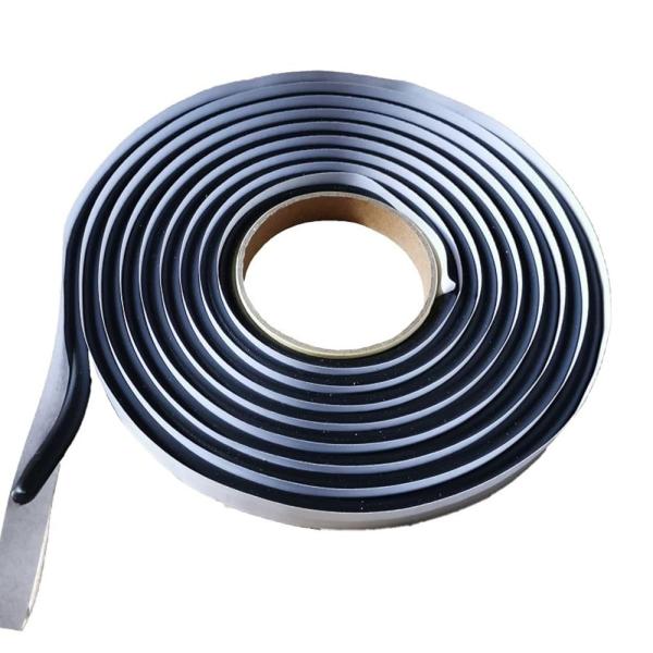 【商品説明】 幅6mm×長さ6mブチルテープは加工性が高く、加熱することでさらに変形しやすくなります。特に水漏れが気になる箇所の修理には最適な商品です。 ※海外製品のため輸送時に変形の恐れがございます。品質大きな問題はございません。【高密封...