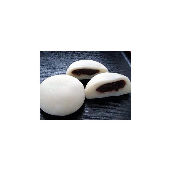 「かぐらもち」で搗きあげた白丸餅生地につぶ 餡、こし餡を包んでいます。大福餅の餅生地のように、柔らかくありません。四国ご出身の方がご注文されることが多いようです。お正月のお雑煮餅に、焼いて食べられる餡入り白餅として ご利用なさっておられます...