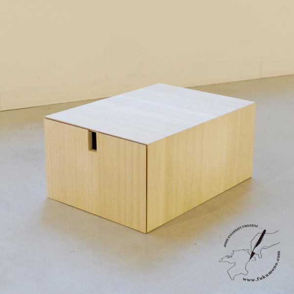 シューズボックスは大切な靴・お気に入りの靴を収納できるボックス桐は調湿・抗菌・防カビなどに優れているので大切な靴・お気に入りの靴の収納に適しています[ラック]ラックはシンプルな横開きのシューズボックスです蓋をまっすぐに引いて外すことができる...