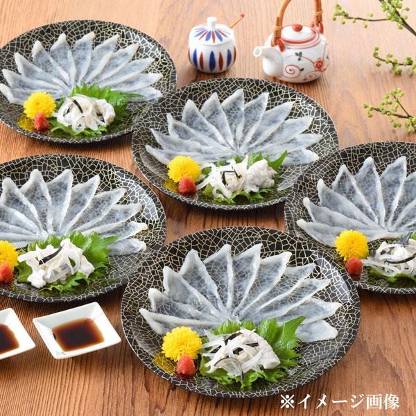 とらふぐ刺身15ｇ×5(プラ皿17cm)とらふぐ皮湯引き5ｇ×5(ぽん酢12ｇ+もみじおろし3ｇ)×5【冷凍配達】賞味期限　製造日より冷凍90日※商品画像はイメージです。絵皿の柄は変更になる場合がございます。※こちらの商品は北海道、沖縄へお...