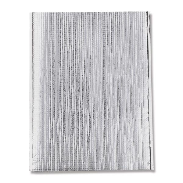 平袋タイプの保冷袋。主にアルミによって保冷効果を持たせたバッグです。鮮魚・肉・ハム、漬物などのお持ち帰り用保冷バッグとして、また商品発送時の梱包用袋としてもおすすめです。メール便不可。この商品は原則としてメーカー取寄後宅配便での配送になります。