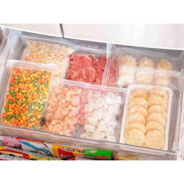 サイズ[mm]:チャック上20・チャック下340x袋幅240入数:50枚・構成:NY15/PE60日本製・色：透明・切込ありNY／PEラミネート袋の平袋タイプです。冷蔵食品、冷凍食品、農産加工品、海産加工品、穀類、日用雑貨品、文房具など幅広...