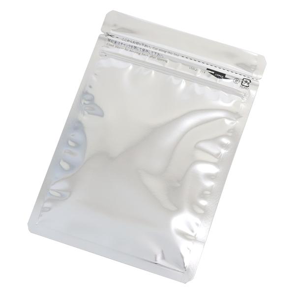 サイズ[mm]：チャック上32+チャック下140x袋幅（ガゼット幅）120（30）入数：50枚概算容積：約500cc色：銀色構成：PET#12//アルミ蒸着PET#12//LLDPE#60ラミジップ・フラットボトム・バリアタイプはサイド・ボ...