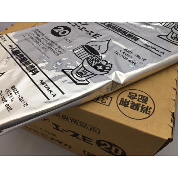 適度な炎で効率よく燃焼します。料理を美味しくし、いやな臭いもありません。燃焼後のあと片付けが楽なタイプ