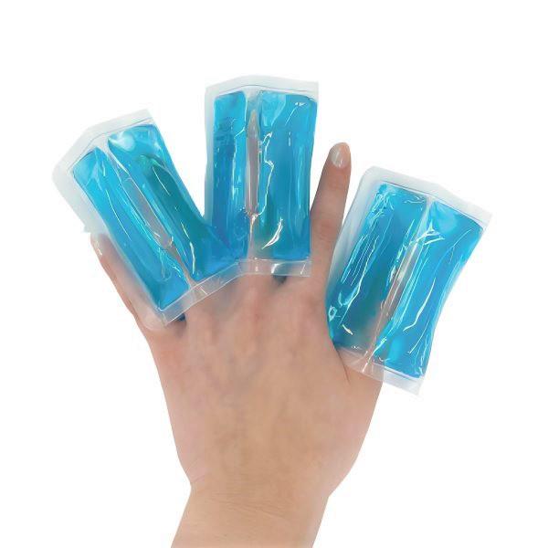 冷凍庫で冷却するだけで使用できます。冷却しても柔軟性を保つゲルで患部に柔軟にフィットします。指にフィットする形状をしており、患部をしっかりと冷却することができます。一般医療機器届出番号：24B3X00004000005※肌を直接冷却する際は...