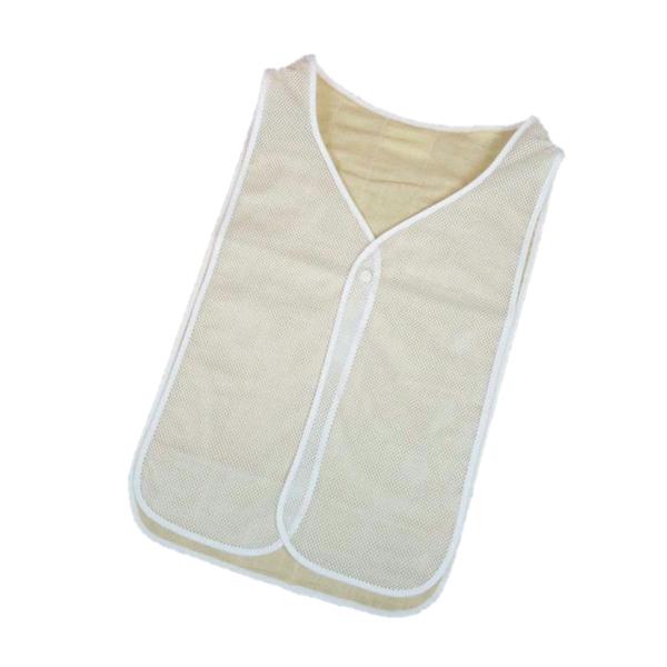 クールモーション素材とガーゼ生地でサラサラ快適！◆ガーゼ生地使用でお肌に優しい大人用の汗取りパッドが登場！◆表地はお肌に優しいガーゼ素材。汗をしっかり吸収し、繰り返し使っても柔らかな肌触り！◆裏地は東レの“クールモーション”を使用。べとつき...