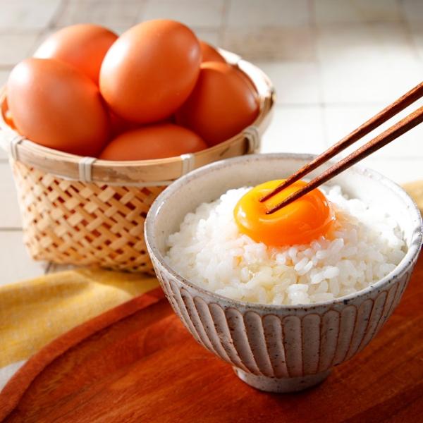 飼料に国産玄米（10%）、さらにEM（有効微生物群）を与えた、あぶくま高原育ちの健康な鶏が産んだ卵です。黄身にコクと甘みがあります。どんな年齢層の方にも喜んでいただける卵の贈り物です。【割れ保証について】当店では細心の注意を払い、検品と梱包...