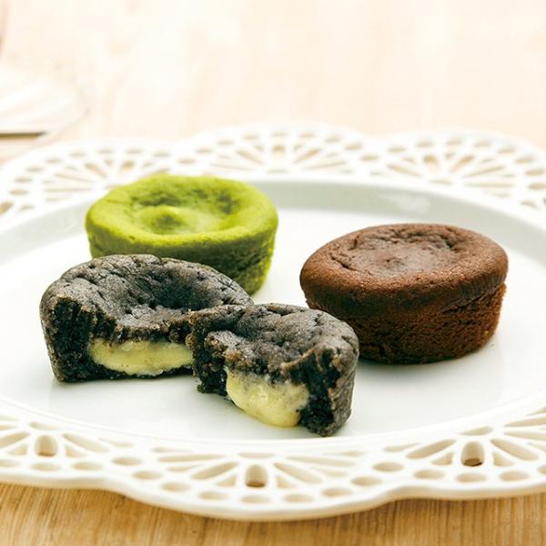 クーベルチュールチョコをふんだんに使用した生チョコケーキ、黒ごまの風味香るごまチョコケーキ、抹茶とチョコのハーモニーが楽しい抹茶生チョコケーキの詰合せ。◆商品内容：生チョコケーキ／ごまチョコケーキ／抹茶生チョコケーキ×各4個◆賞味期限：製造...