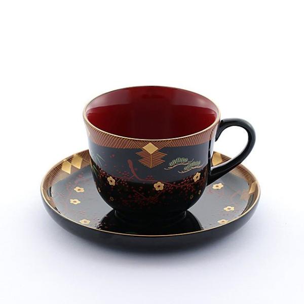 会津塗独特の技法と会津絵の蒔絵で一点一点丁寧に仕上げました。格式高い特別なひとときを。◆商品内容：コーヒーカップ・ソーサー（黒）1客◆常温便◆有限会社コサカ漆器店福島,福島県,ふくしま市場,産地直送,お取り寄せ,ご当地グルメ,特産品,名産品...