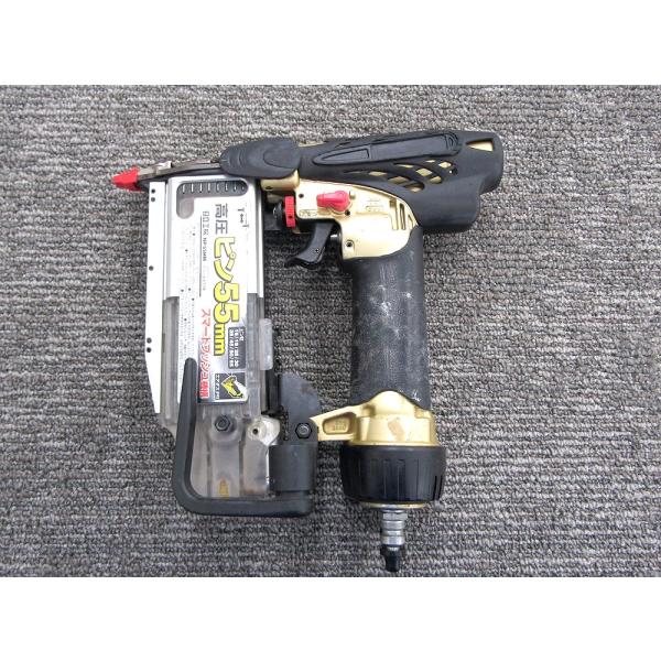 □メーカー：HITACHI/日立工機□商品名：高圧ピン釘打機□型　番：NP55HM□仕　様使用空気圧：0.98〜2.26MPa / 10〜23kgf/cm?）使用釘(ピン釘): 長さ15〜55mm(頭径0.6×0.6mm）装てん数:：100...