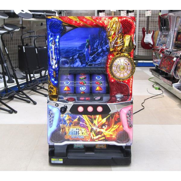 □メーカー：SANYO/三洋□商品名：パチスロ実機 聖闘士星矢 海皇覚醒□外観状態擦りキズや汚れはやや見られますが動作に影響の出るような大きなダメージは御座いません。□動　作問題なく正常に動作しております。 コイン不要機搭載となり、クレジッ...