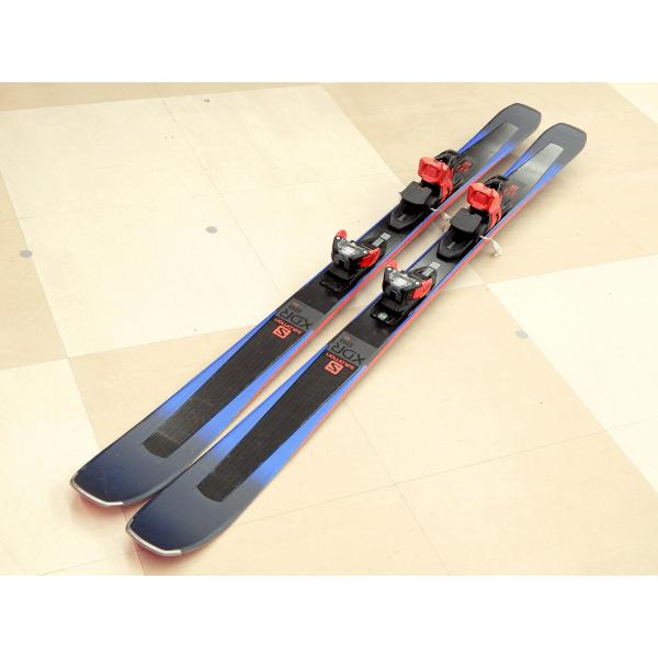 □メーカー：Salomon(サロモン)□商品名：XDR88 TI□サイズ：172cm□カラー：ブルー□仕　様：ブーツソール262-382ｍｍ対応18-19年モデル□外観状態：使用に伴う傷、擦れがございます。エッジは少々錆がございます。
