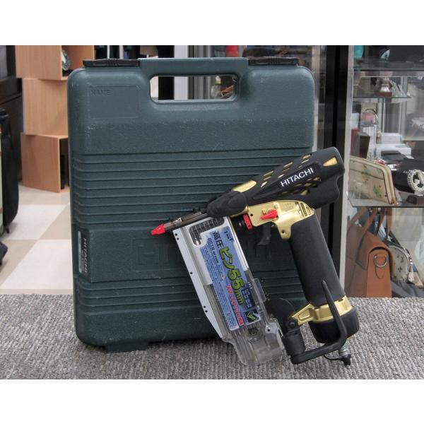 □メーカー：HITACHI/日立工機□商品名：高圧ピン釘打機□型　番：NP55HM□仕　様使用空気圧：0.98〜2.26MPa / 10〜23kgf/cm?）使用釘(ピン釘): 長さ15〜55mm(頭径0.6×0.6mm）装てん数:：100...