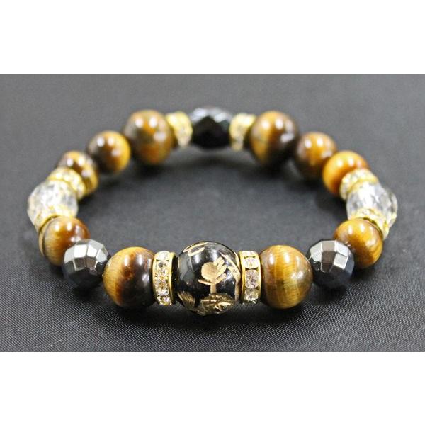 大人気の龍彫りビーズを軸に、カットビーズやロンデルビーズを惜しげも無く使用した【渋さ】と【派手さ】を兼ね備えたNEWタイプのメンズ向けブレスレットです！！Mサイズ、Lサイズ共に、我龍オリジナルの台座付きパーケージに入っています！！ Ｍサイズ...