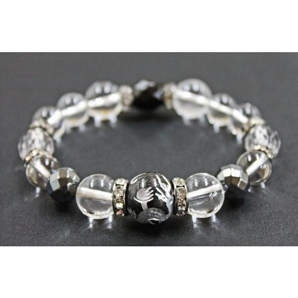 大人気の龍彫りビーズを軸に、カットビーズやロンデルビーズを惜しげも無く使用した【渋さ】と【派手さ】を兼ね備えたNEWタイプのメンズ向けブレスレットです！！Mサイズ、Lサイズ共に、我龍オリジナルの台座付きパーケージに入っています！！ Ｍサイズ...