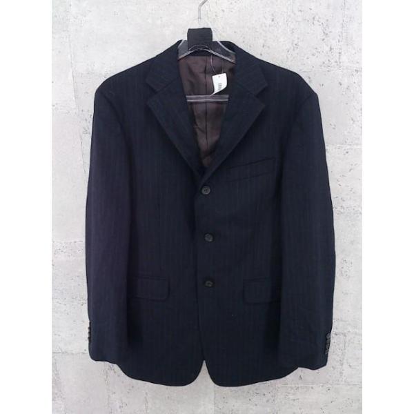 管理番号： 100002698927220220831ベースW497/菅付属品： 無　　　　 袖口に汚れや裏地に破れあり。素材： 表記なし色： ブラックサイズ： サイズA5梱包サイズ： 通常採寸サイズ： 着丈：約74cm　肩幅：約46cm　...