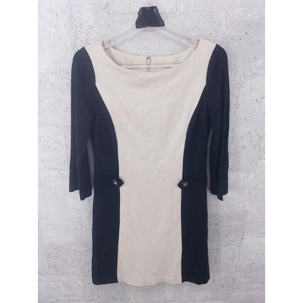 管理番号： 100002699677520220831ベースW980/成付属品： 無　　　　 内側に黄ばみ有り。素材： 画像参照色： ベージュ系 ブラックサイズ： サイズ38梱包サイズ： 通常採寸サイズ： 着丈：約82.5cm　肩幅：約36...