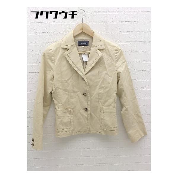管理番号： 100280243224820210119ベースW857/大付属品： 無<br/>首周りと袖口付近に汚れあり。素材： 画像参照色： ベージュ系サイズ： サイズ9梱包サイズ： 通常採寸サイズ： 着丈：約53cm　肩幅：...
