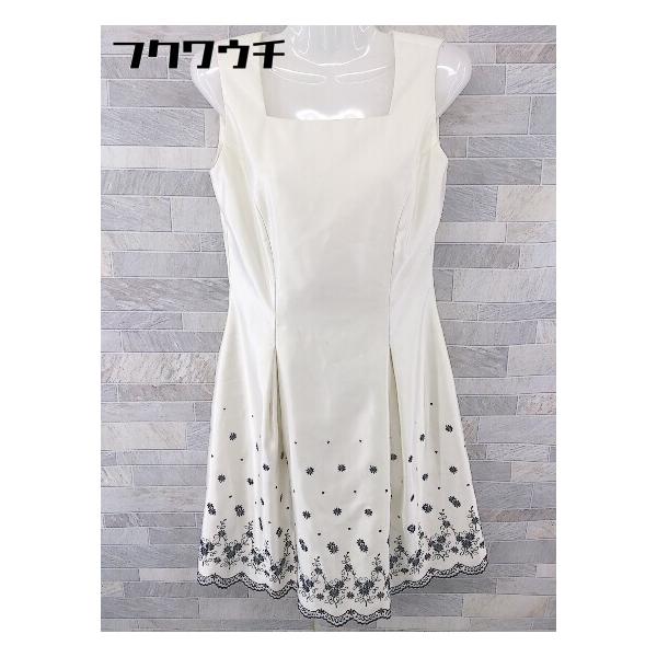 管理番号： 110405001380120241015ベースW396/成付属品： 無<br>素材タグはありますが薄れていて見えないため、表記なしとさせていただきます。素材： 表記なし色： ホワイト系サイズ： サイズ9AR梱包サイ...