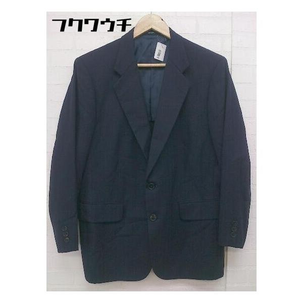 管理番号： 110701000083520210710ベースW20/横付属品： 無　　　　 背面上部に穴あきあり。素材： 画像参照色： ネイビーサイズ： 表記なし梱包サイズ： 通常採寸サイズ： 着丈：約72cm　肩幅：約42cm　身幅：約5...