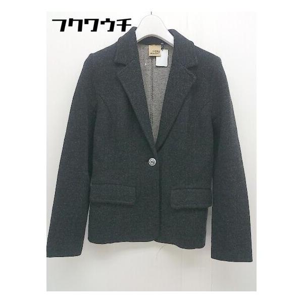 管理番号： 111109000821620211117ベースW96/長付属品： 無素材： 画像参照色： チャコールグレーサイズ： サイズ38梱包サイズ： 通常採寸サイズ： 着丈：約54cm　肩幅：約37cm　身幅：約44cm　袖丈：約53cm