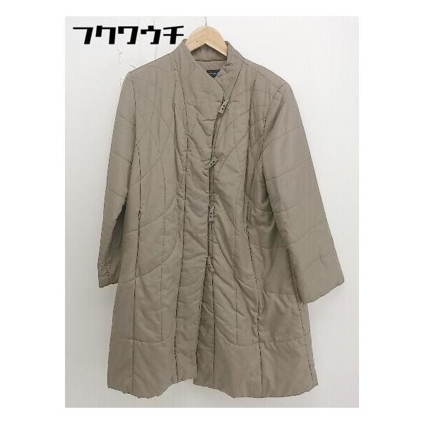 管理番号： 111216000761020211221ベースW117/長付属品： 無　　　　 正面下部、背面中央から下部にかけて汚れのようなものあり。素材： 画像参照色： ベージュサイズ： サイズL梱包サイズ： 通常採寸サイズ： 着丈：約9...