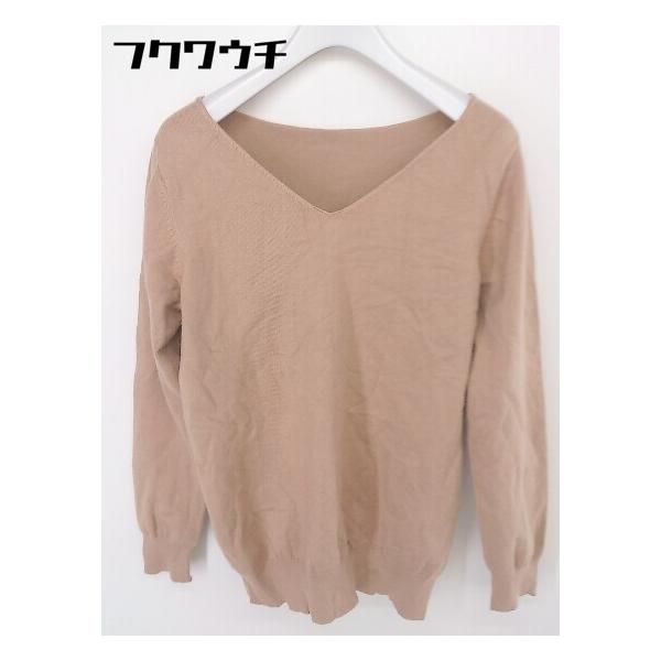 管理番号： 111223000637620220124ベースW51/李付属品： 無　　　　 袖口に多少の毛羽たちあり。素材： 画像参照色： ベージュ系サイズ： サイズM梱包サイズ： 通常採寸サイズ： 着丈：約54cm　肩幅：約35cm　身幅...