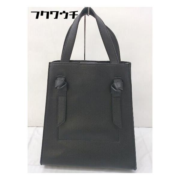 管理番号： 120119000340920220209ベースB4/李付属品： 無　　　　 表面・マチ部分に多少の擦れあり。素材： レザー系色： ブラックサイズ： 0梱包サイズ： 通常採寸サイズ： 縦幅：約28cm　横幅：約44.5cm　マチ...