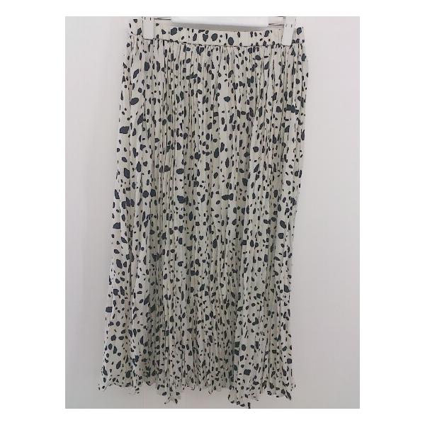 管理番号： 120307000714920220311ベースW185/李付属品： 無素材： 画像参照色： オフホワイト ブラックサイズ： サイズF梱包サイズ： 通常採寸サイズ： 総丈：約83cm　ウエスト：約32cm　ヒップ：約48cm