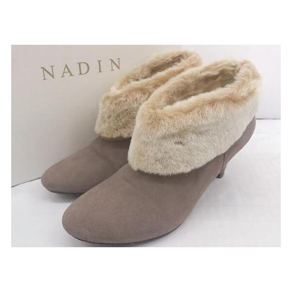 管理番号： 120325000535420220330ベースS790/野付属品： 箱素材： スウェード系/レザーソール色： グレージュサイズ： サイズ36梱包サイズ： 通常採寸サイズ： 底長：-cm　底甲幅：約8cm　ヒール：約6cm 高さ...