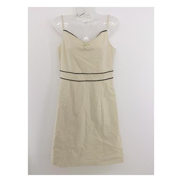 管理番号： 120420000749720220829ベースW24/山付属品： 無素材： 画像参照色： アイボリー ブラックサイズ： 表記なし梱包サイズ： 通常採寸サイズ： 総丈：約99cm　肩幅：-cm　身幅：約39cm　ウエスト：約38...