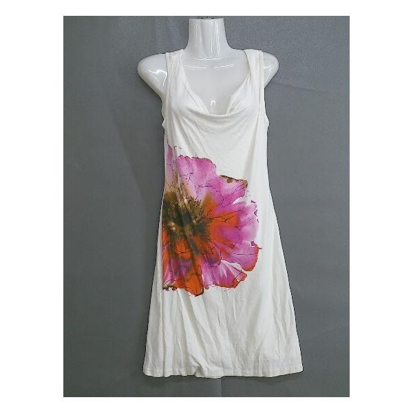 管理番号： 120512000348420220602ベースW39/山<br>付属品： 無<br>　　　　 所々に汚れあり。<br>素材： 画像参照<br>色： オフホワイト ピンク マルチ&...