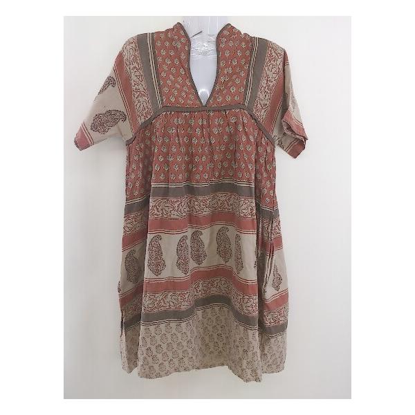 管理番号： 120623000578820220801ベースW1/石<br>付属品： 無<br>素材： 画像参照<br>色： ベージュ ブラウン系<br>サイズ： 表記なし<br>...