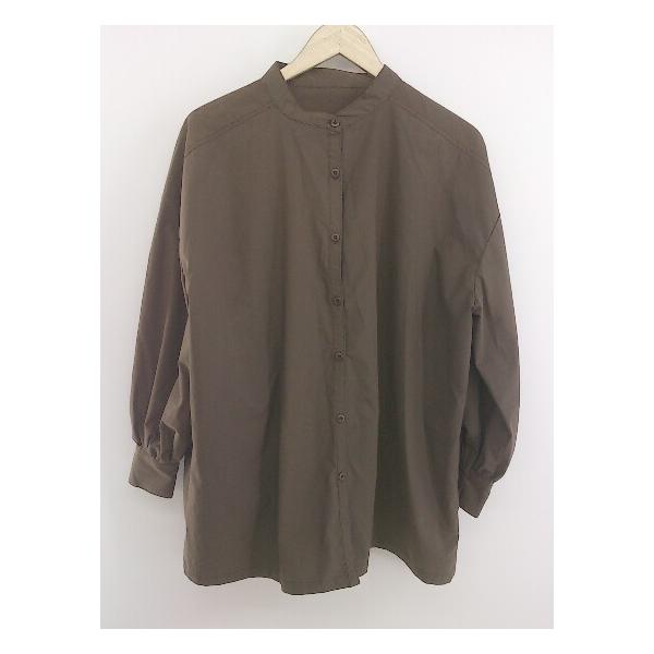 管理番号： 120826001792220220908ベースW9/石付属品： 無　　　　 数ヶ所に色褪せあり。　　　　 正面下部に汚れあり。素材： 画像参照色： ブラウンサイズ： サイズF梱包サイズ： 通常採寸サイズ： 着丈：約76cm　肩...