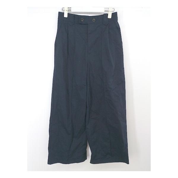 管理番号： 120930000955620230407ベースW35/川付属品： 無　　　　 保管時の繊維の付着あり。素材： 画像参照色： ネイビーサイズ： サイズ1梱包サイズ： 通常採寸サイズ： 股上：約33cm　股下：約65cm　ウエスト...
